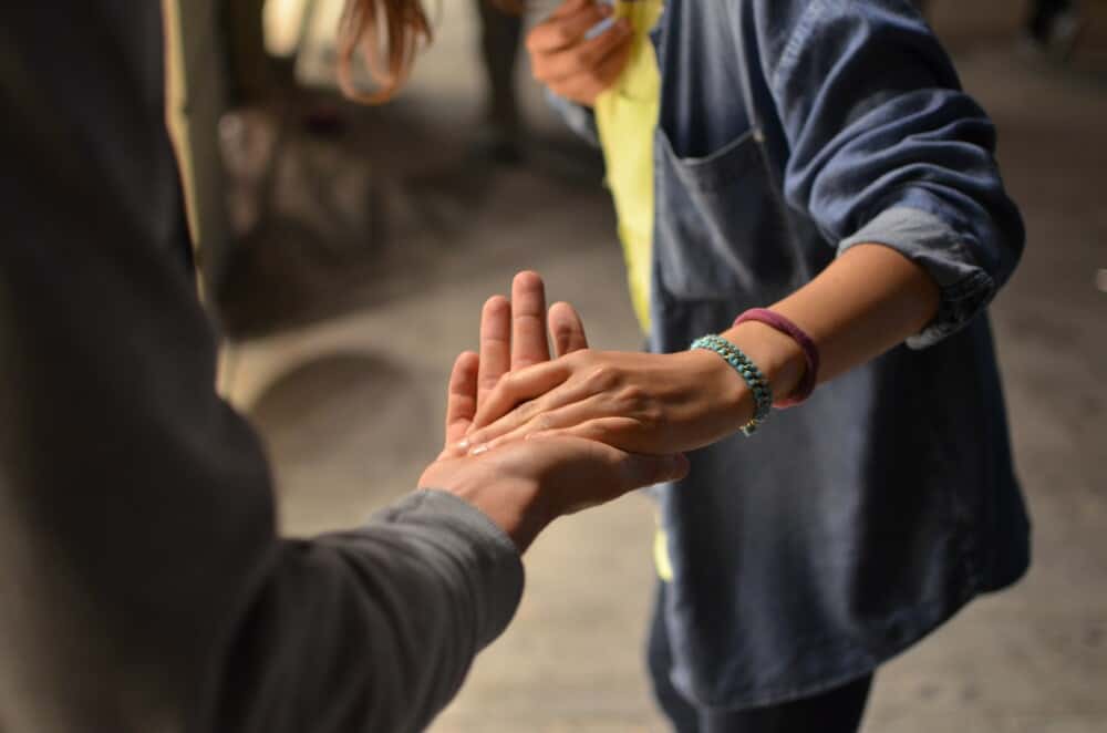 How to Support Someone Who is Being Abused - GreenHouse17